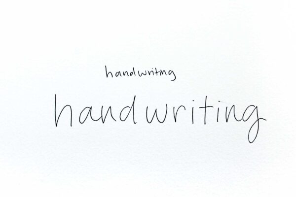 Super Easy Lettering Style You Can Do In Minutes - By Heidi Grace